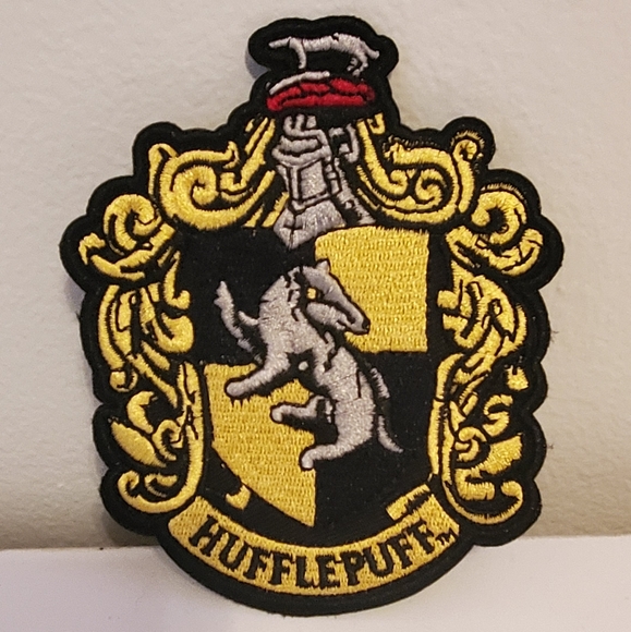 Wizarding World Of Harry Potter | Accessories | Offical Hufflepuff ...